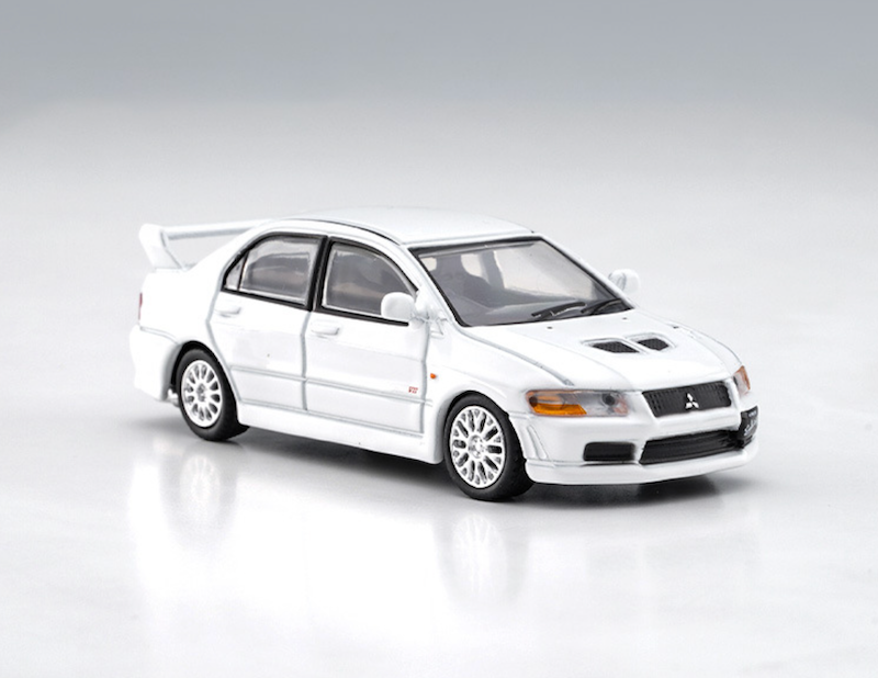 Evolution Car White
