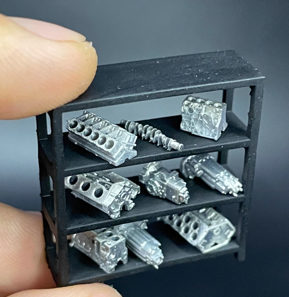 1:64 Engine Parts Shelf Garage Mechanic Display Scene Model Resin For ...