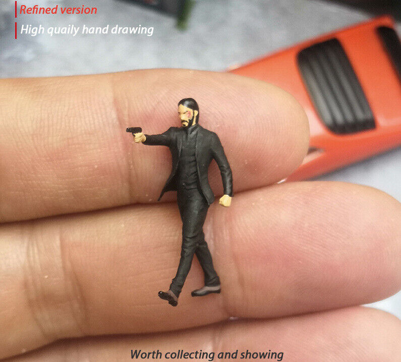 1:64 Painted Figure Mini Model Miniature Resin Diorama Man with Gun Bl ...