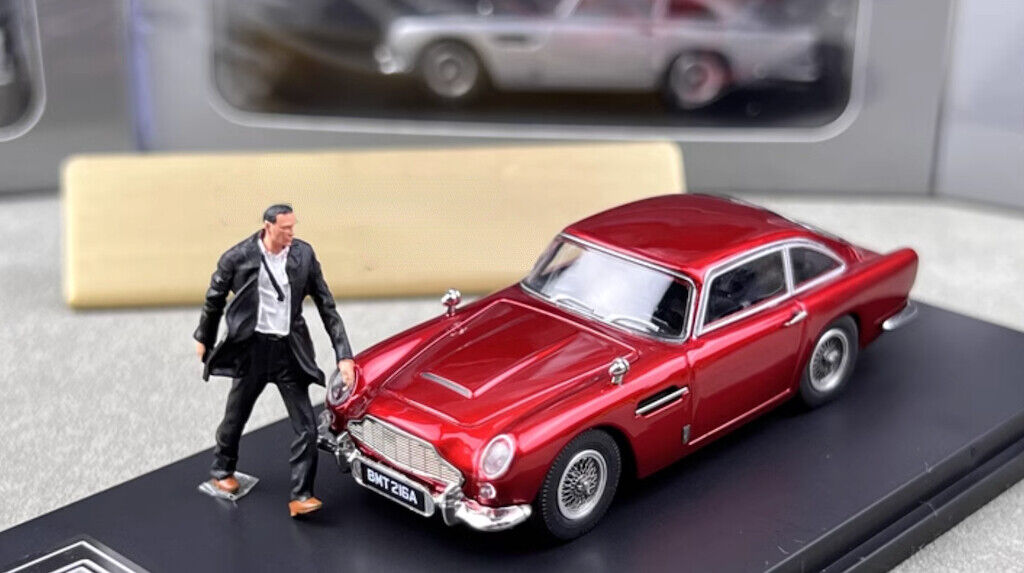 DCM 1:64 Red 1964 DB5 Classic Coupe Figure Model Diecast Metal Car New ...