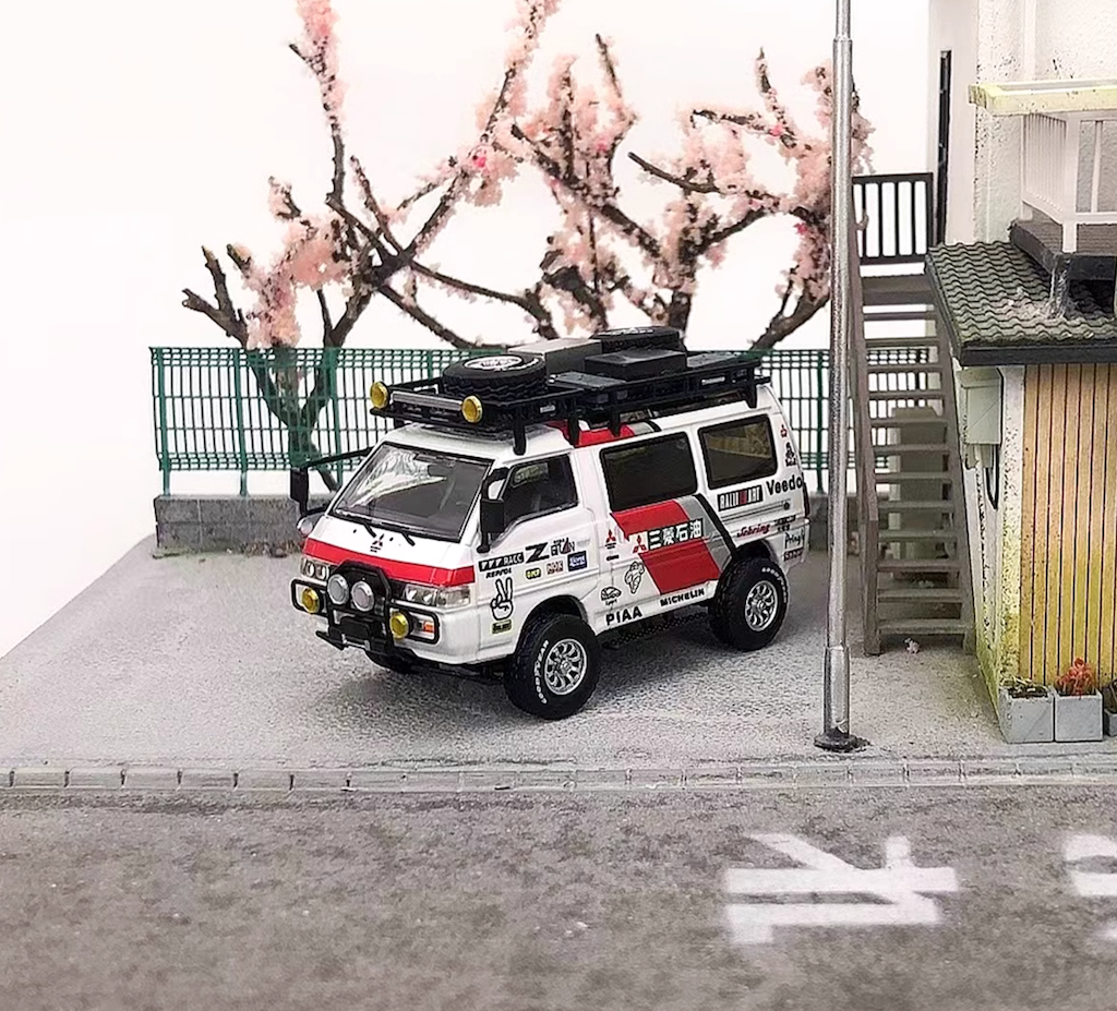 Autobots 1:64 White Ralliart Delica L300 Camper Van Model Diecast Meta ...