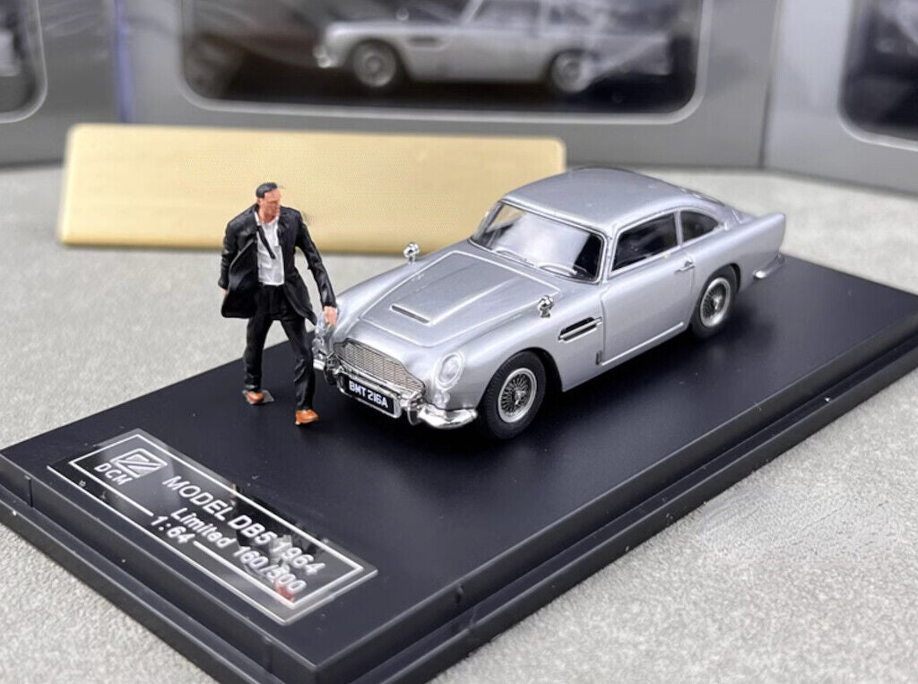 DCM 1:64 Silver 1964 DB5 Classic Vintage Figure Model Diecast Metal Ca ...