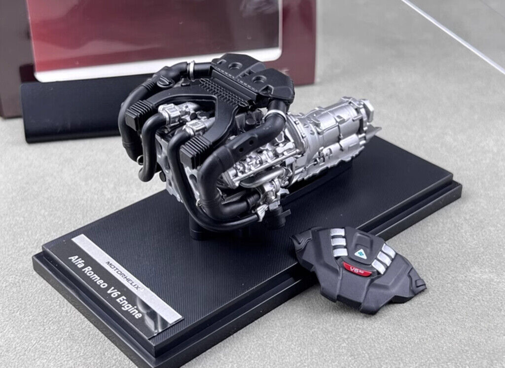 MH 1:18 Romeo V6 Engine Model Diecast Metal Car New Collection ...